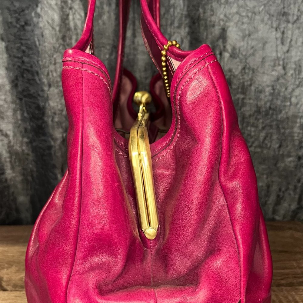 Coach Ergo Leather Pleated Kiss Lock Shoulder Bag - Gem